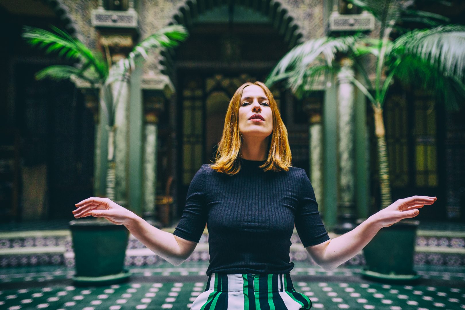 Coquetel Molotov.exe confirma Anna orior, da banda Metronomy e anuncia ...