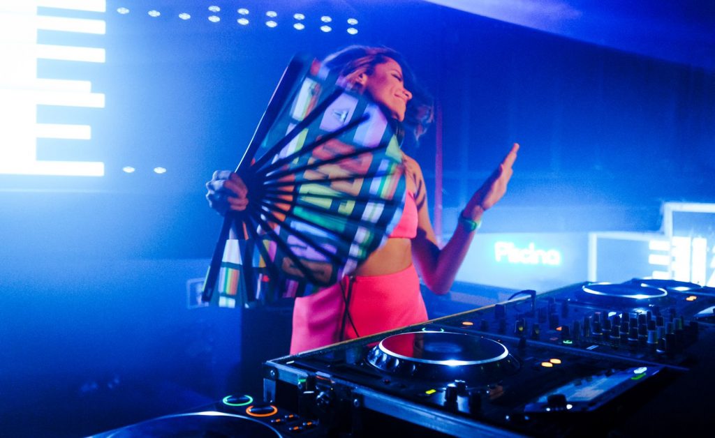 DJ’S BRASILEIROS COM CARREIRA INTERNACIONAL FAZEM PARTE DO LINE UP DO ...